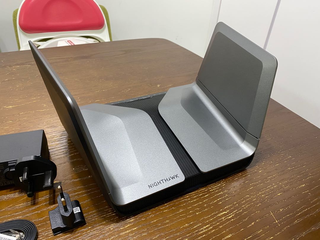 NETGEAR Nighthawk RAX80 - AX8 雙頻 WiFi 6 智能無線路由器 (AX6000), 電腦＆科技, 電腦周邊及 ...