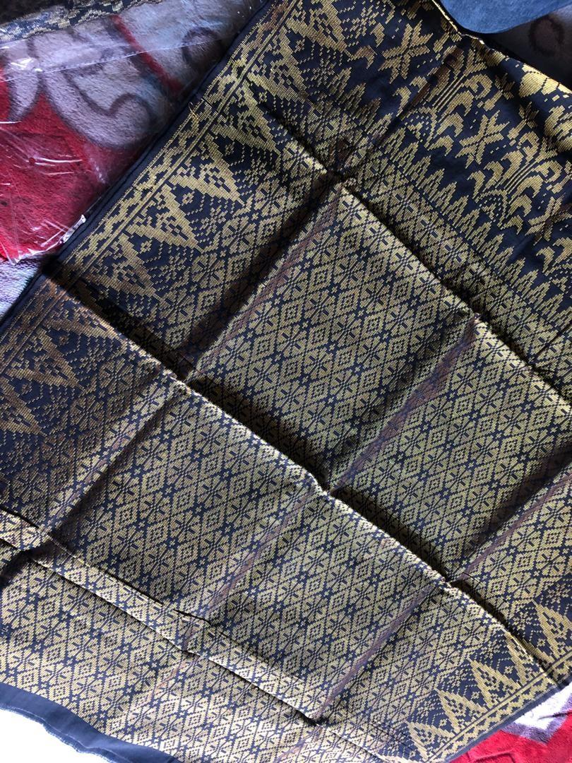 Sampin Songket Benang Emas 470, Men's Fashion, Muslim Wear, Baju Melayu ...