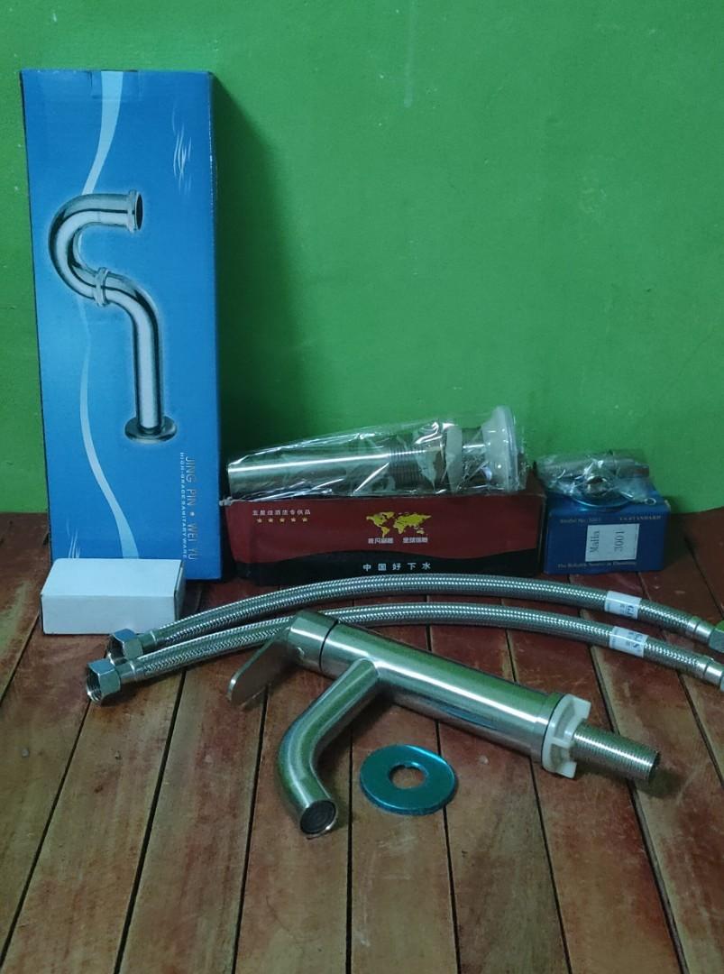 SET TOILET BOWL & LAVATORY/LABABO, TV & Home Appliances, Kitchen ...