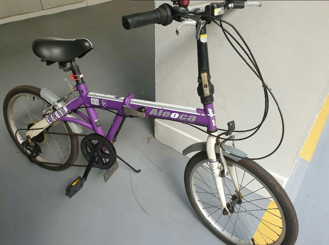 Aleoca foldable bicycle size 20 with shimano gear got some rust but it ...