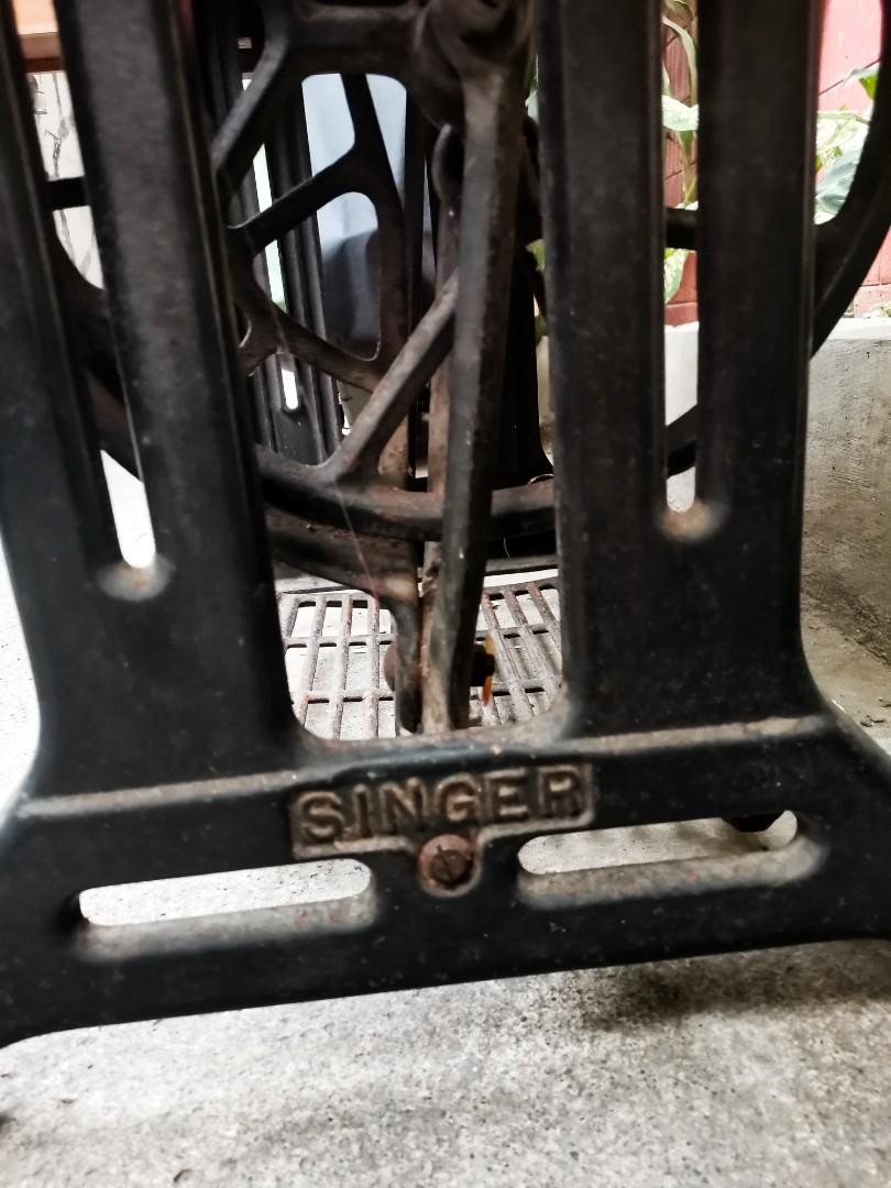Antique 1937 Singer Sewing Machine, Furniture & Home Living, Furniture ...