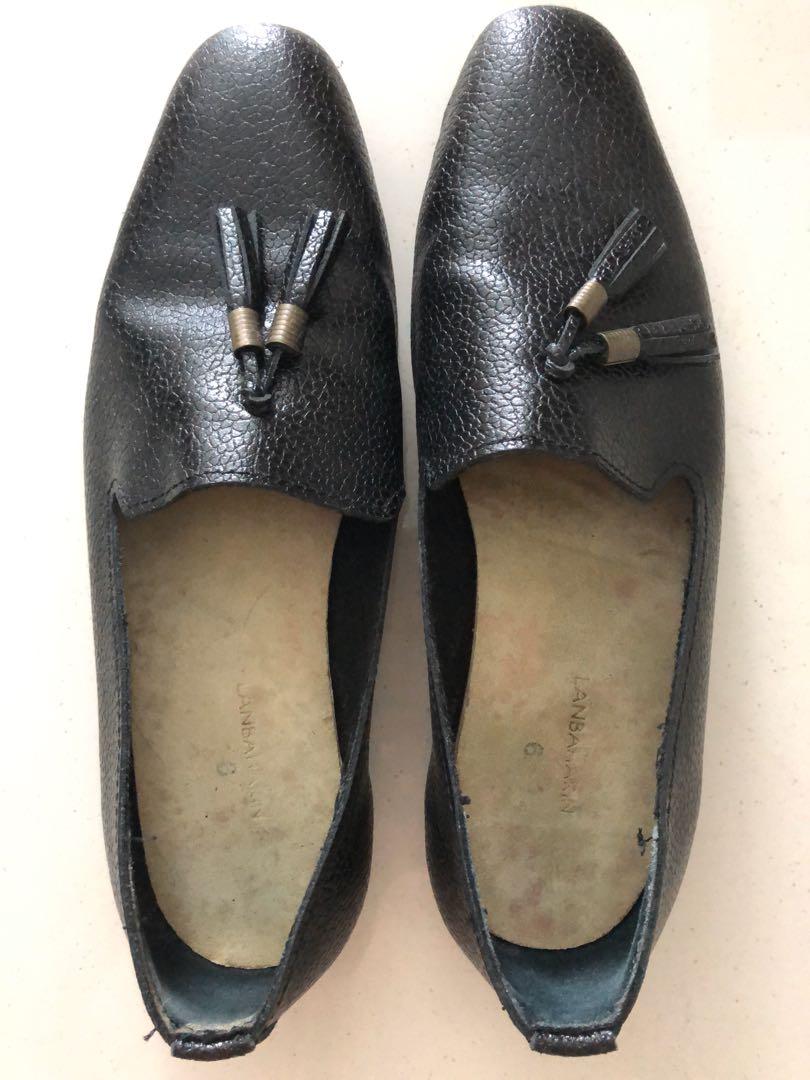 Lan Bahrain shoe, Men's Fashion, Footwear, Dress shoes on Carousell