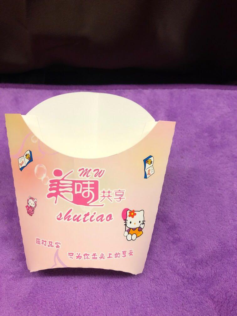 Hello kitty French fries box, Everything Else on Carousell