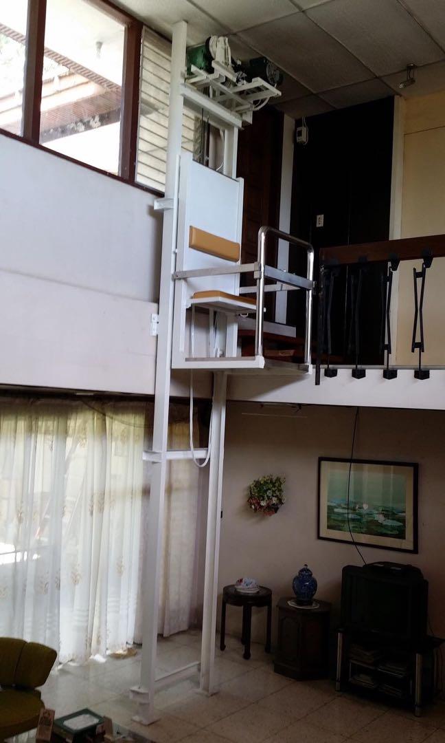 PWD / Wheelchair lift, Commercial & Industrial, Construction & Building ...