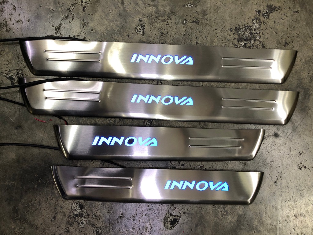 Toyota Innova 2016 to 2020 Side step sill with LED, Car Parts ...