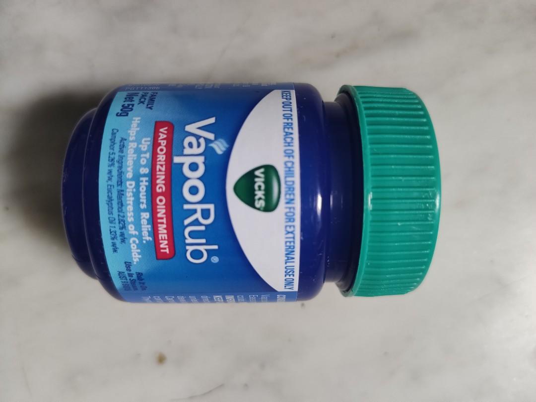 VapoRub ointment, Health & Beauty, Face & Skin Care on Carousell
