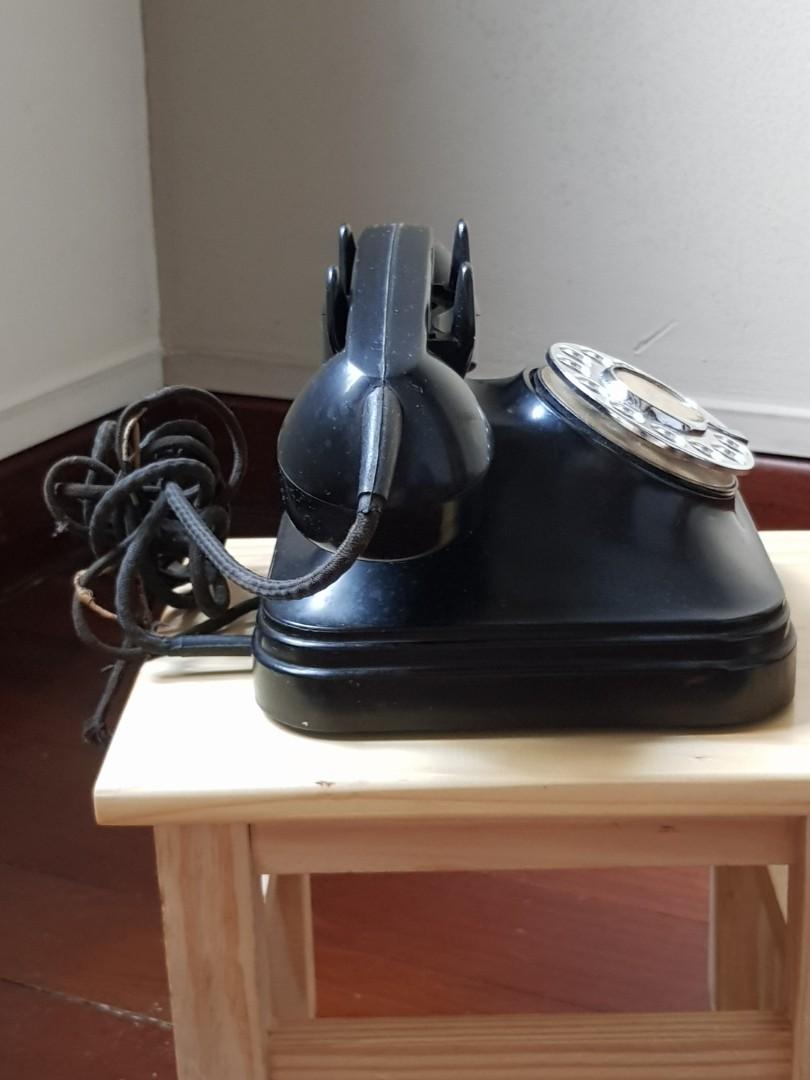 Vintage turn dial phone, Hobbies & Toys, Memorabilia & Collectibles ...