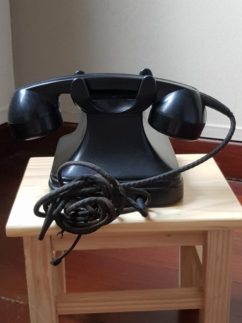 Vintage turn dial phone, Hobbies & Toys, Memorabilia & Collectibles ...