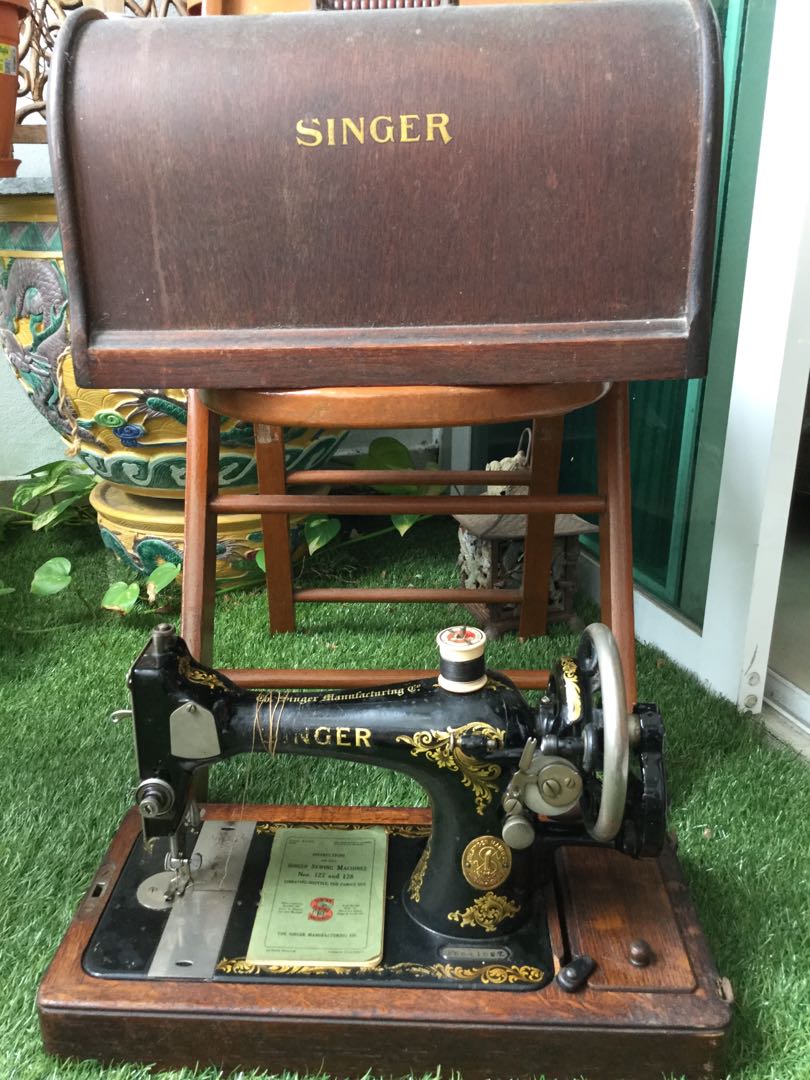1940s Singer Hand Sewing Machine, Hobbies & Toys, Collectibles ...