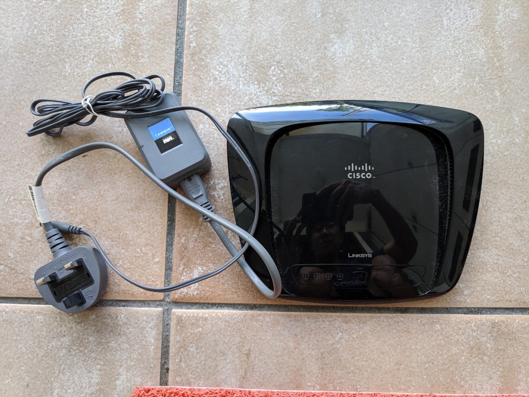 Cisco Linksys wrt160n v2 Wifi Router, Computers & Tech, Parts ...