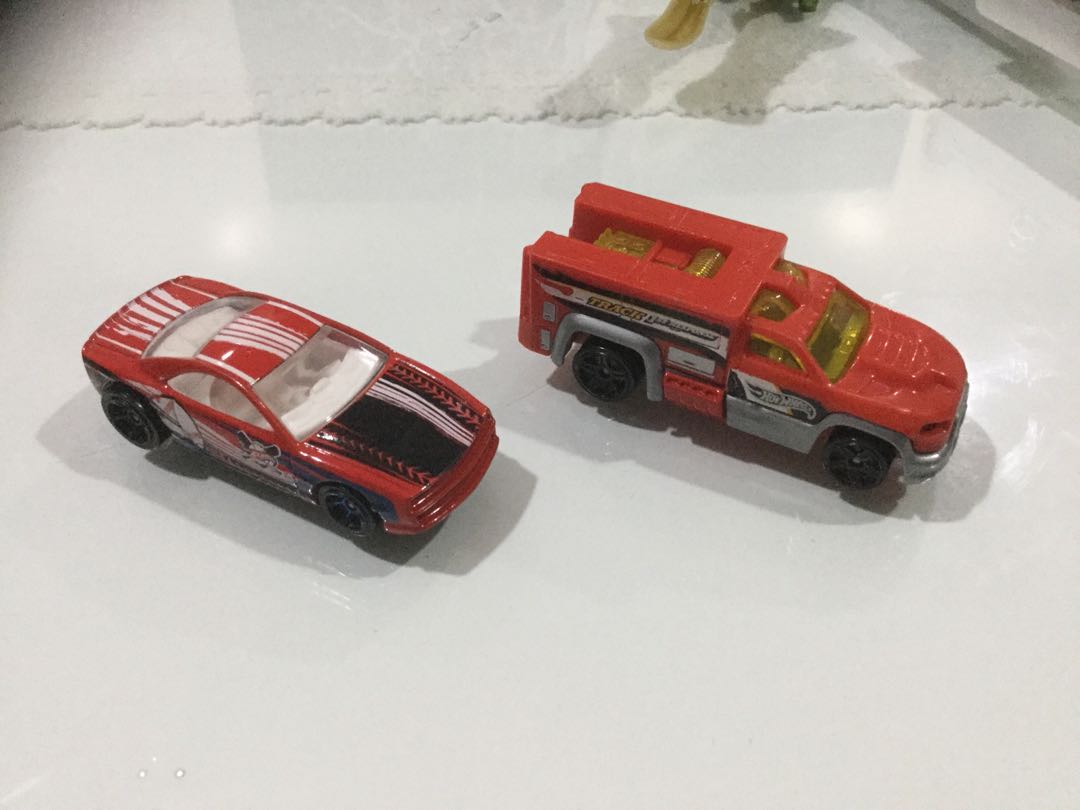 Hot Wheels 2 Pack Cars #3, Hobbies & Toys, Toys & Games on Carousell