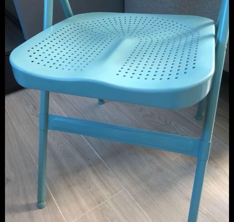 IKEA Frode 褶櫈 x 2, 傢俬＆家居, 傢俬, 書櫃、櫃子及架 - Carousell