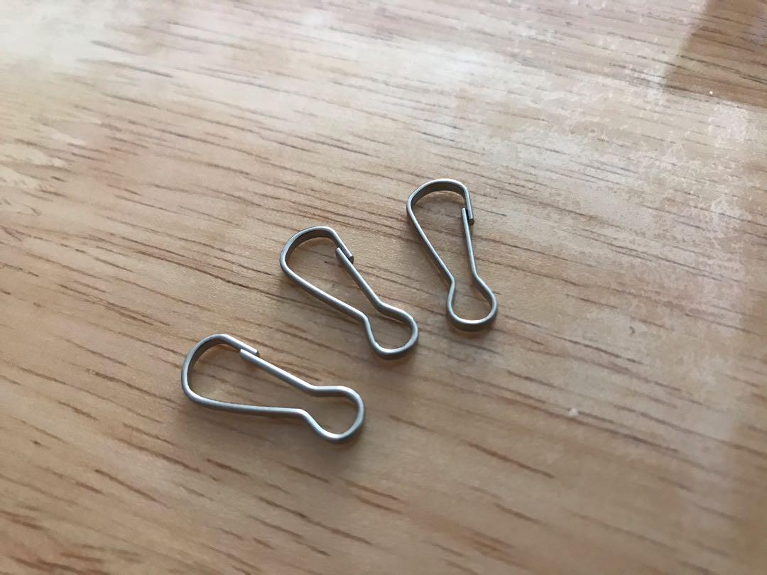 Metal swivel spring clip hooks, Furniture & Home Living, Home Decor ...