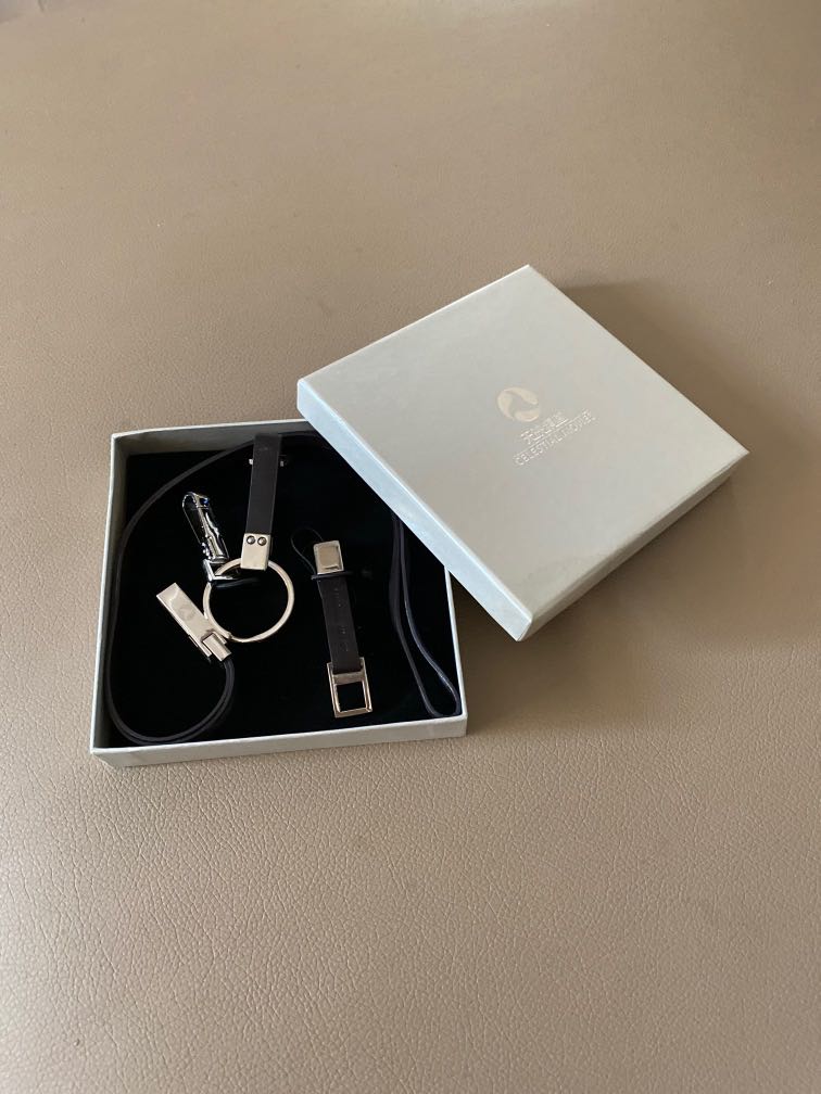 Neck Name Tag , key chain, Luxury, Accessories on Carousell