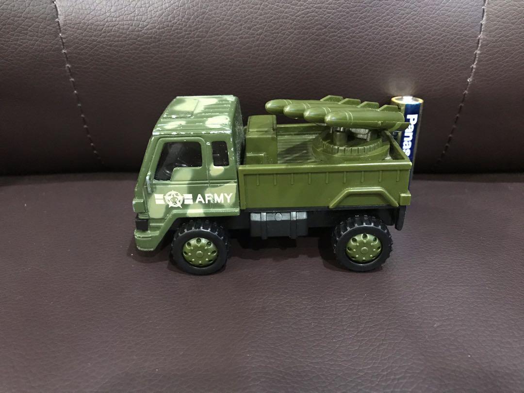Soma toys die cast military truck scale 2/48 to let go. Condition 9/10 ...
