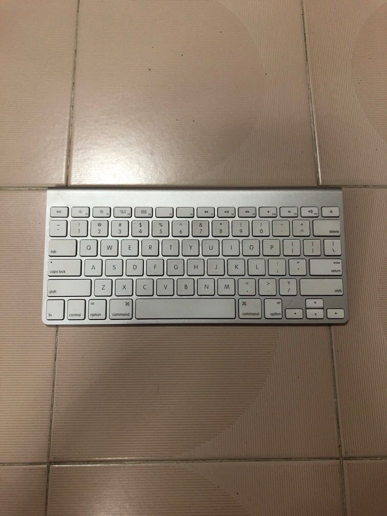 Apple Wireless Keyboard, Computers & Tech, Parts & Accessories ...