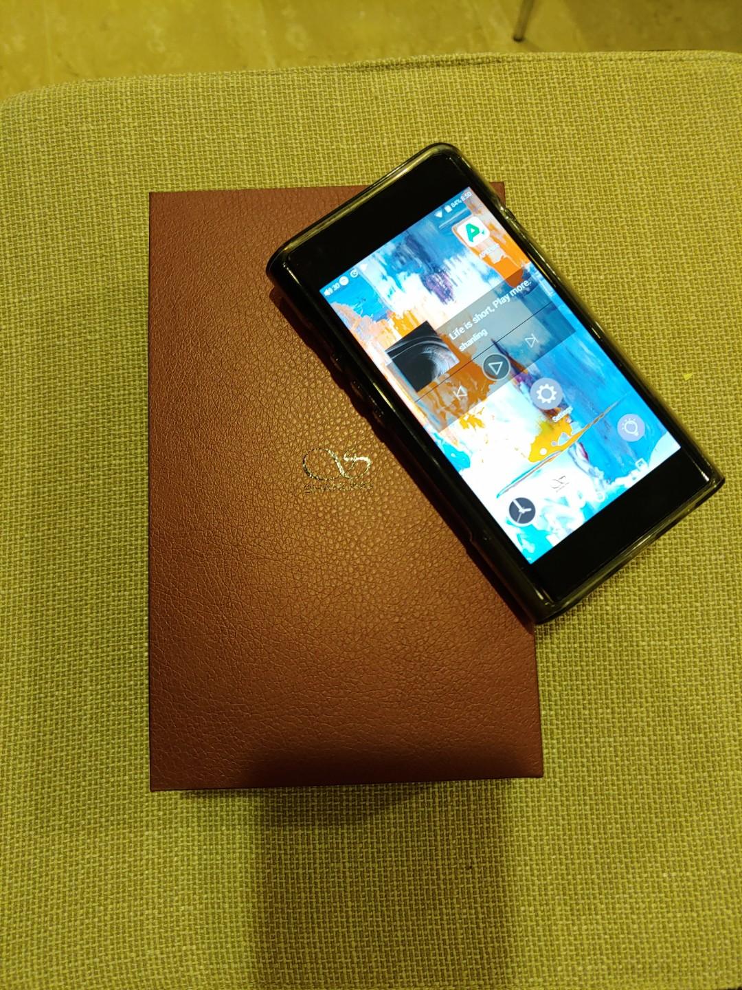 Shanling M6, Audio, Earphones on Carousell