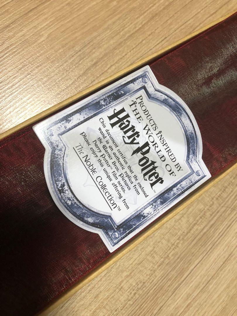 Authentic Harry Potter Wand (The Noble Collection), Hobbies & Toys ...