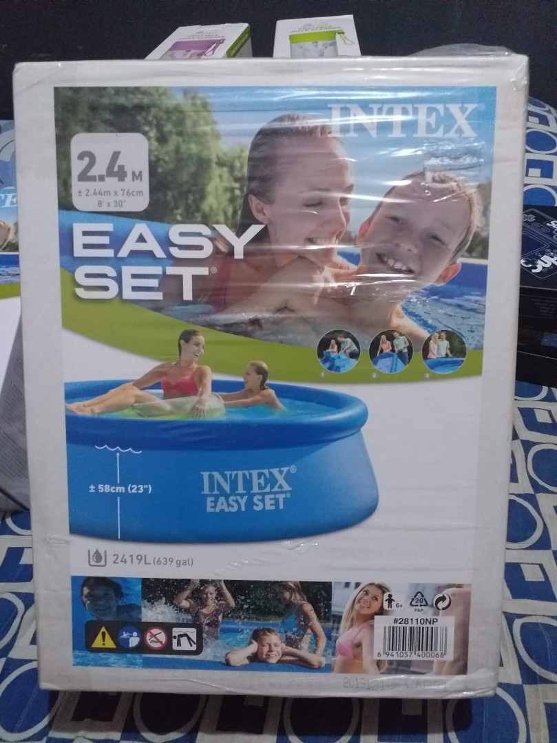 Intex round pool, Furniture & Home Living, Cleaning & Homecare Supplies ...