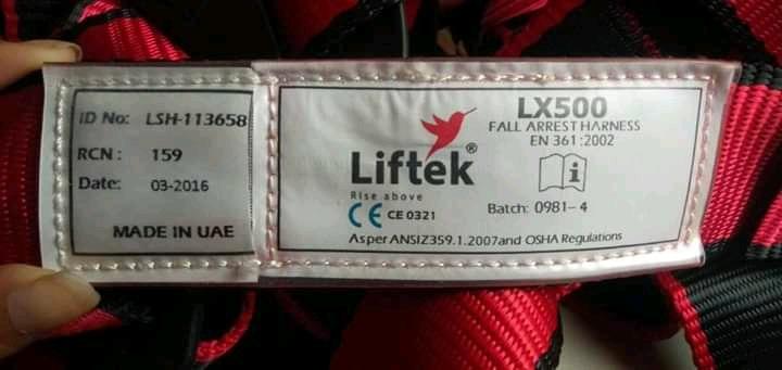 Original LIFTEK FULL BODY HARNESS, Commercial & Industrial ...