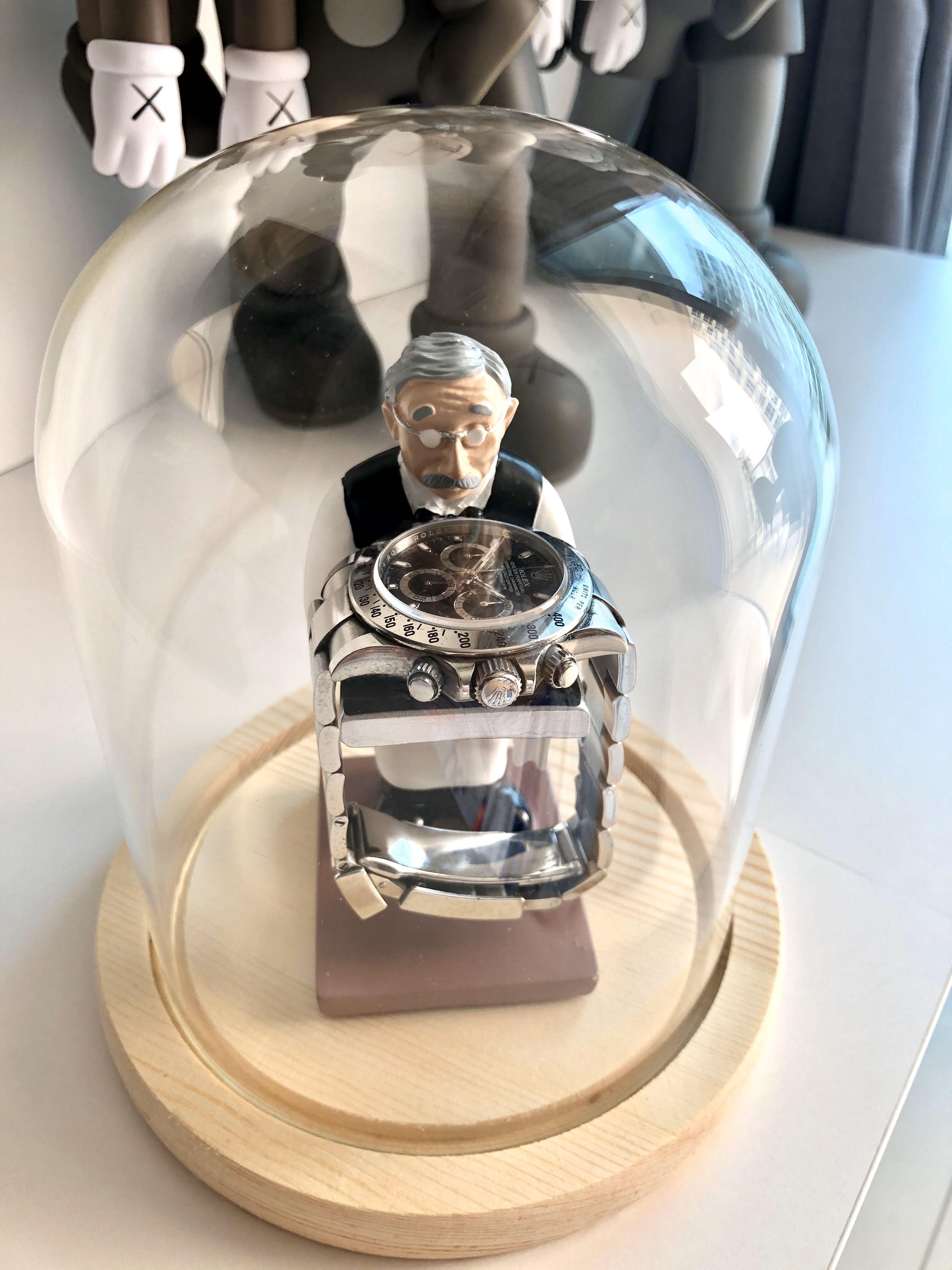 Butler watch stand with base and glass dome, Women's Fashion, Watches ...