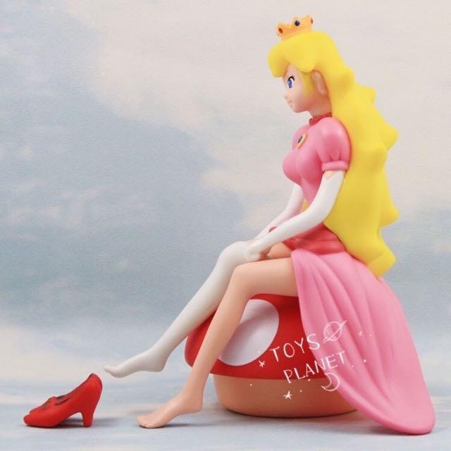 SUPER MARIO SUPER SIZE FIGURE COLLECTIONS-PRINCESS PEACH, Hobbies ...