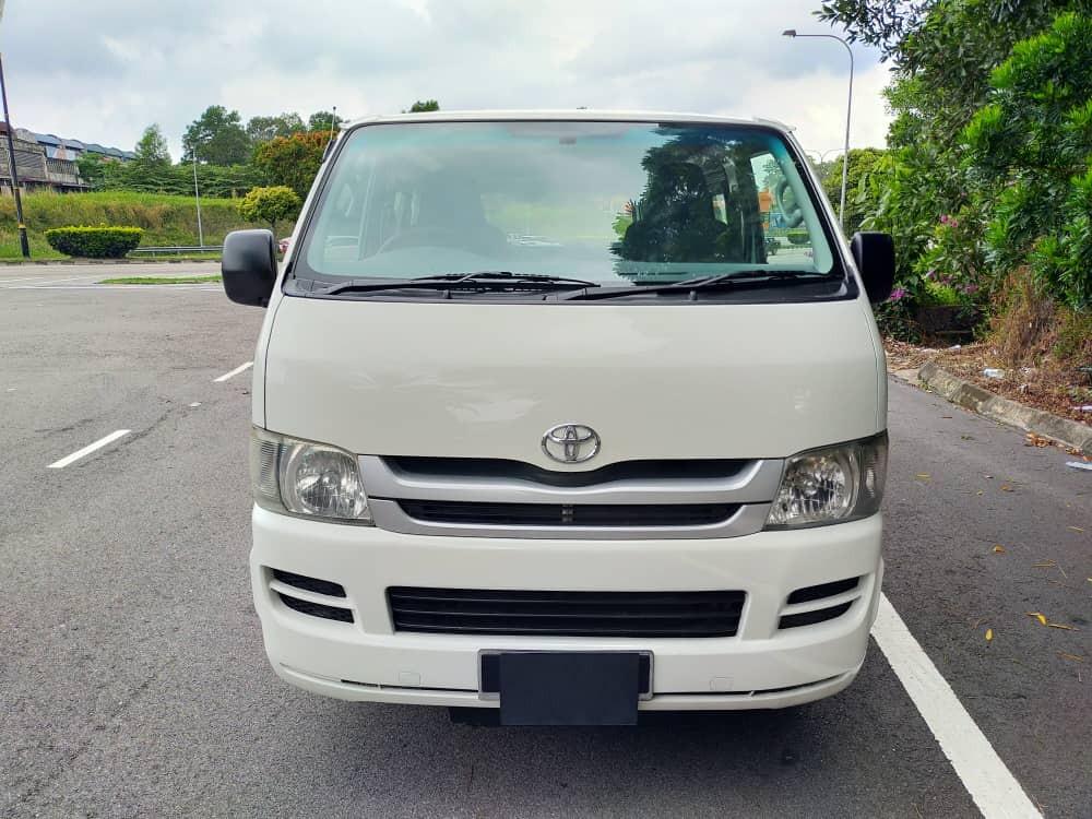 TOYOTA HIACE 2.5MT DIESEL ENGINE, Cars, Cars for Sale on Carousell