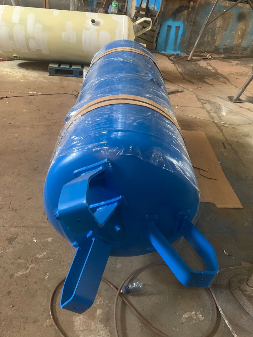 Air Tank Vertical 1000 liters, Commercial & Industrial, Construction ...