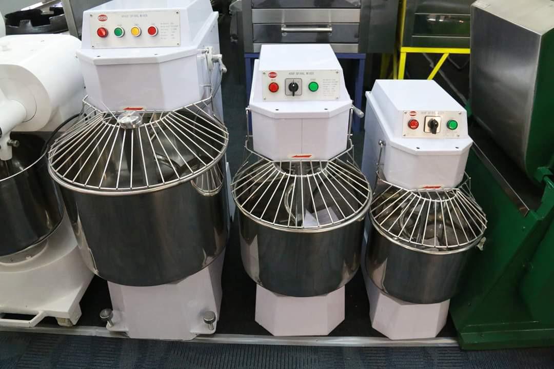 BAKERY MIXER AND OVEN, TV & Home Appliances, Kitchen Appliances, Hand ...