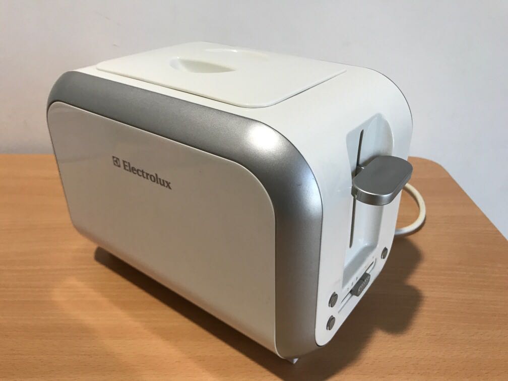 Electrolux Bread Toaster, TV & Home Appliances, Kitchen Appliances ...