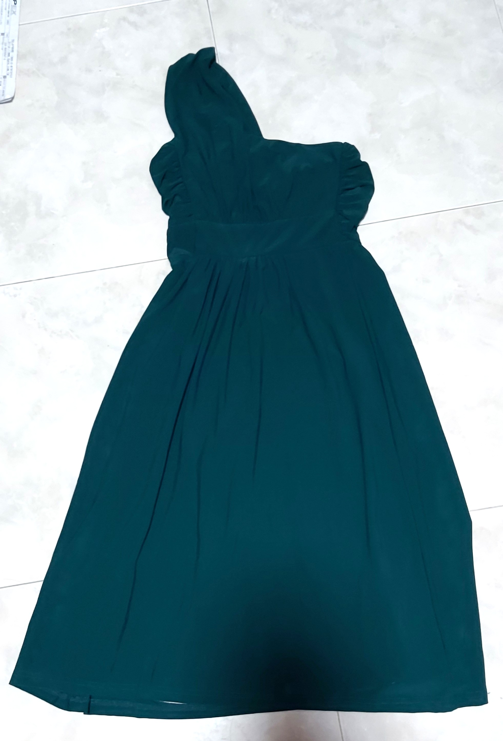 Emerald Green toga dress, Women's Fashion, Tops, Sleeveless on Carousell