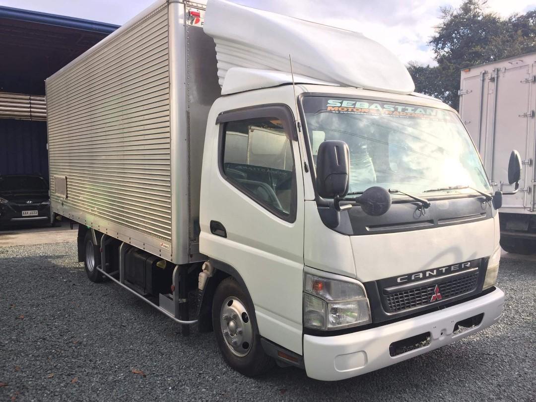Fuso Canter 16.5ft Aluminum Van 4m50, Special Vehicles, Heavy Vehicles ...