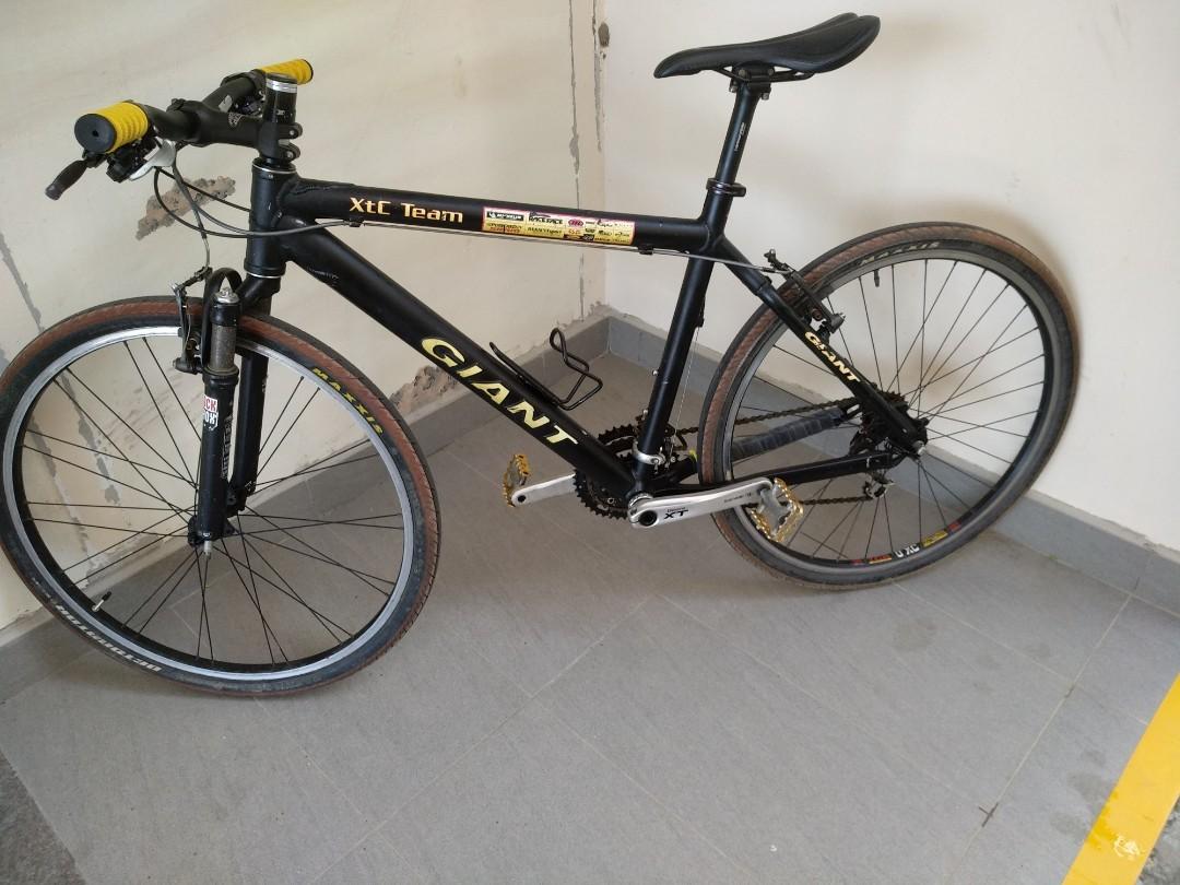 Giant Team Complete bike with Full XT, Bicycles & PMDs, Bicycles, Road ...