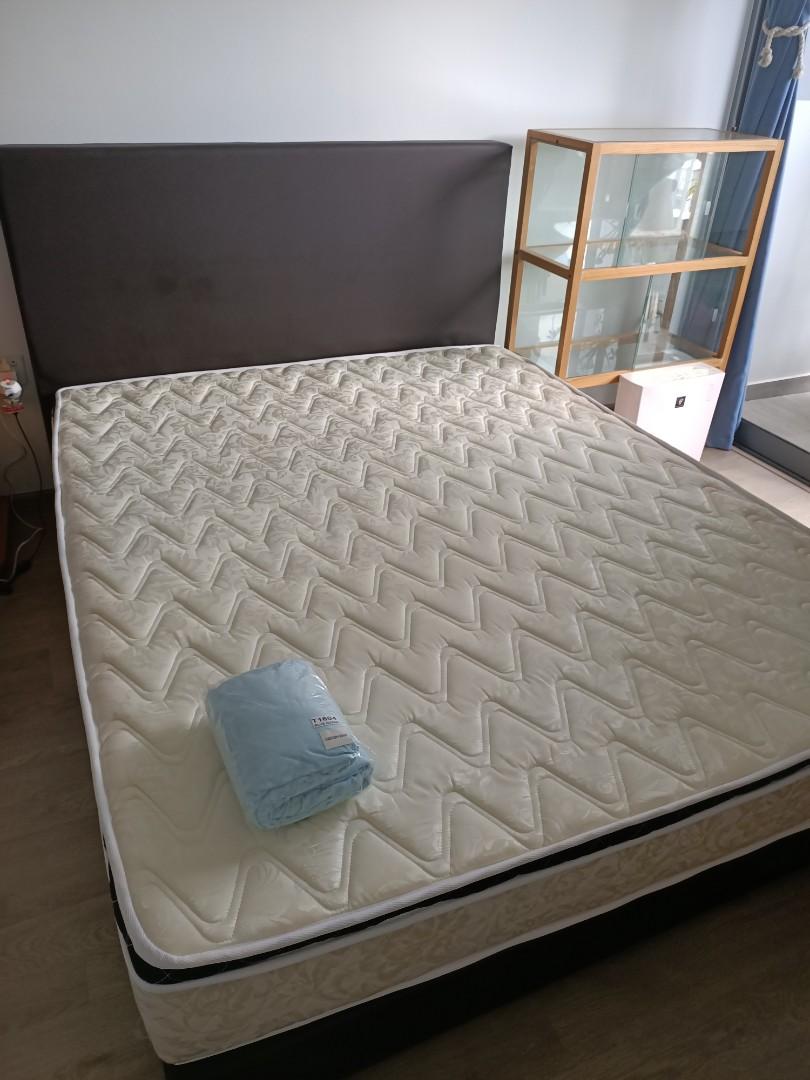 Used Queen Size Bed & Mattress, Furniture & Home Living, Furniture, Bed ...