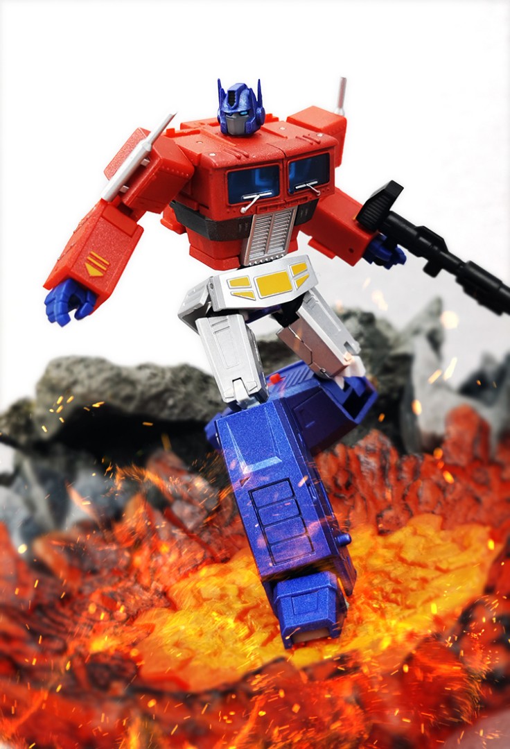 Magic Square MS Toys Light of Justice Metallic ver. Optimus Prime ...