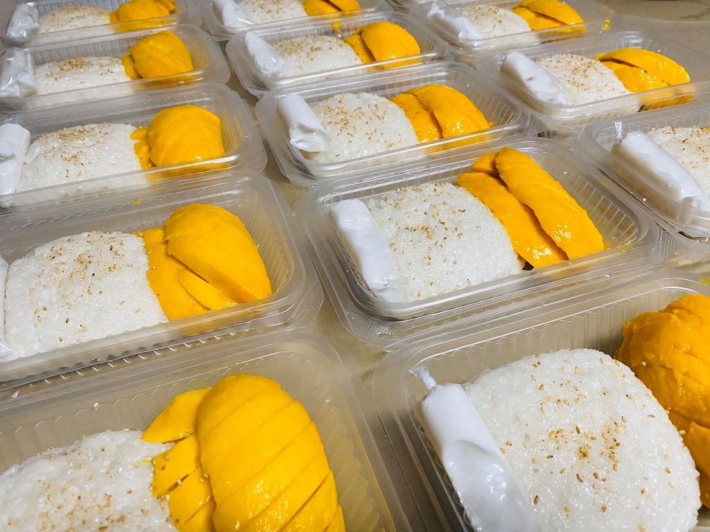 Mango Sticky Rice Preorder, Food & Drinks, Packaged & Instant Food on ...