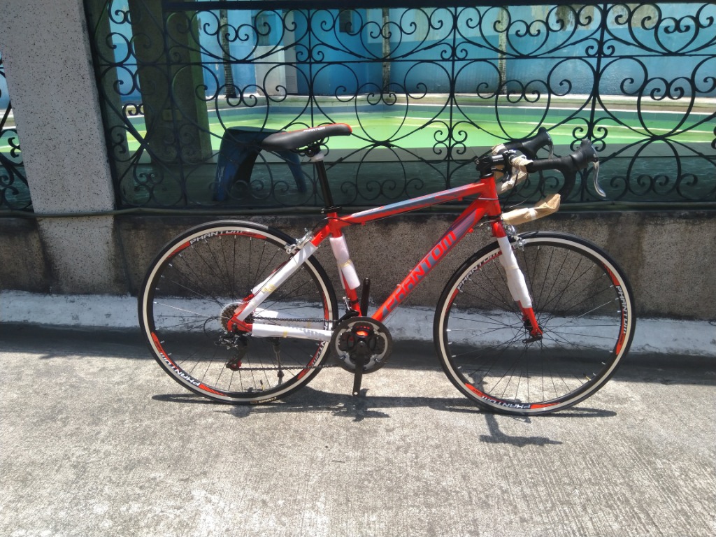 Phantom Explorer 700c Roadbike, Sports Equipment, Bicycles & Parts ...
