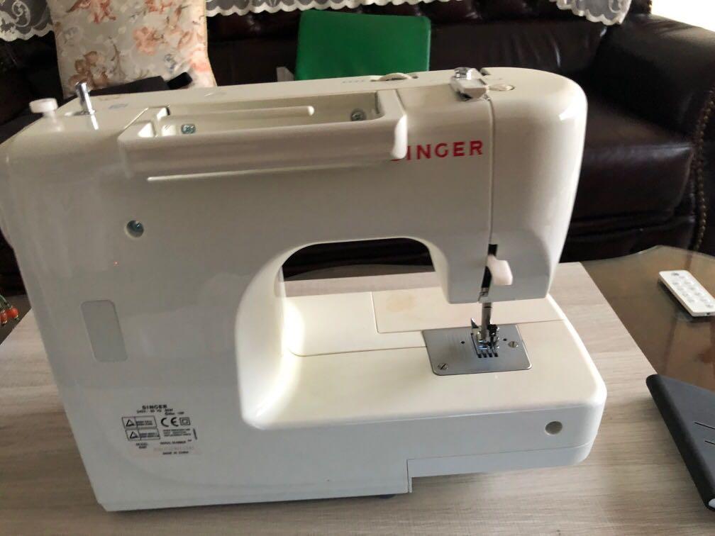 Singer Sewing Machine, Hobbies & Toys, Stationery & Craft, Craft ...