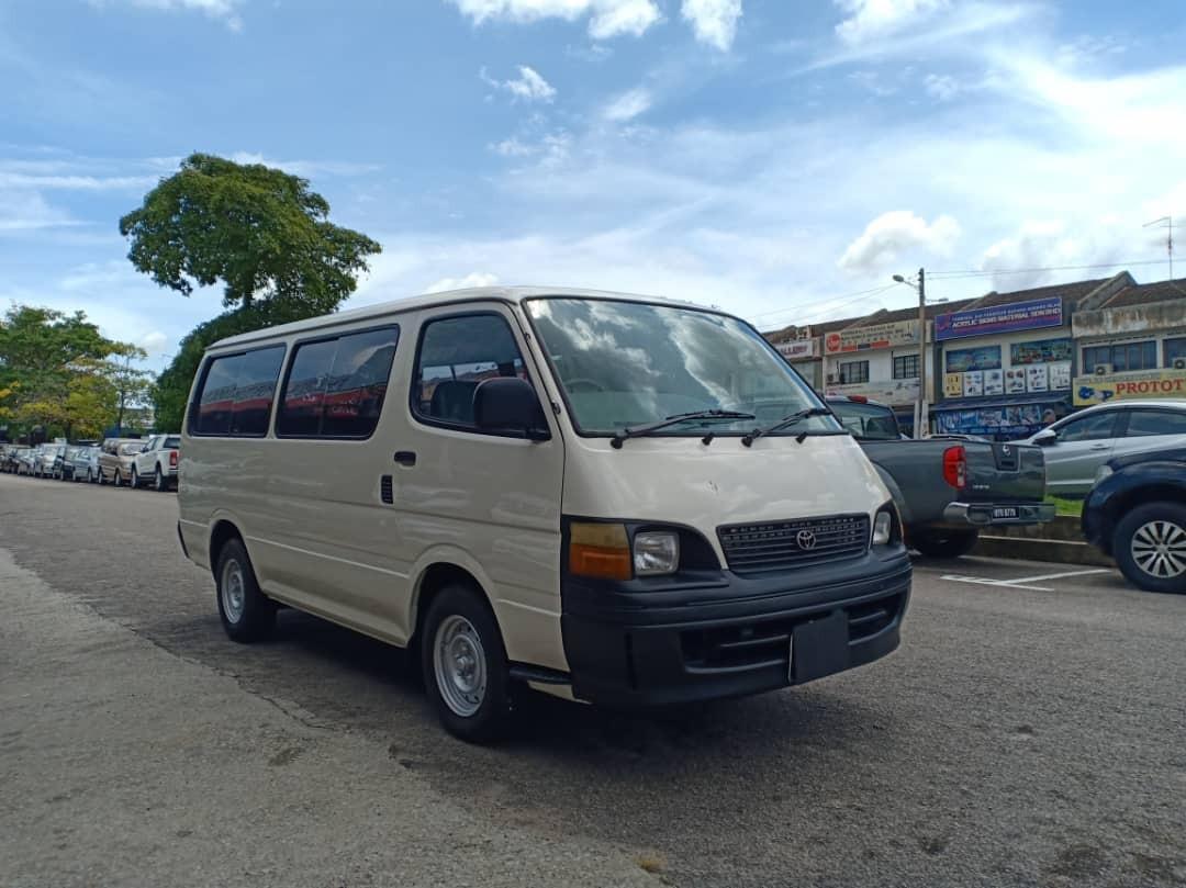 TOYOTA HIACE WINDOW VAN 2.0MT, Cars, Cars for Sale on Carousell