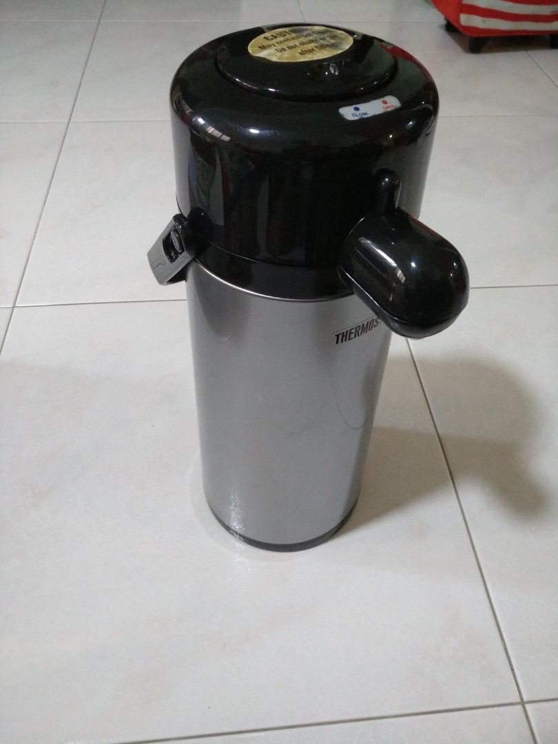 Vacuum Insulated Pump Pot, Everything Else on Carousell