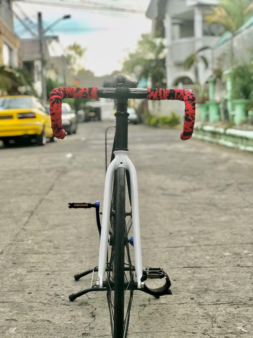 CELT 2k14 FIXIE BIKE FIXED GEAR, Sports Equipment, Bicycles & Parts ...