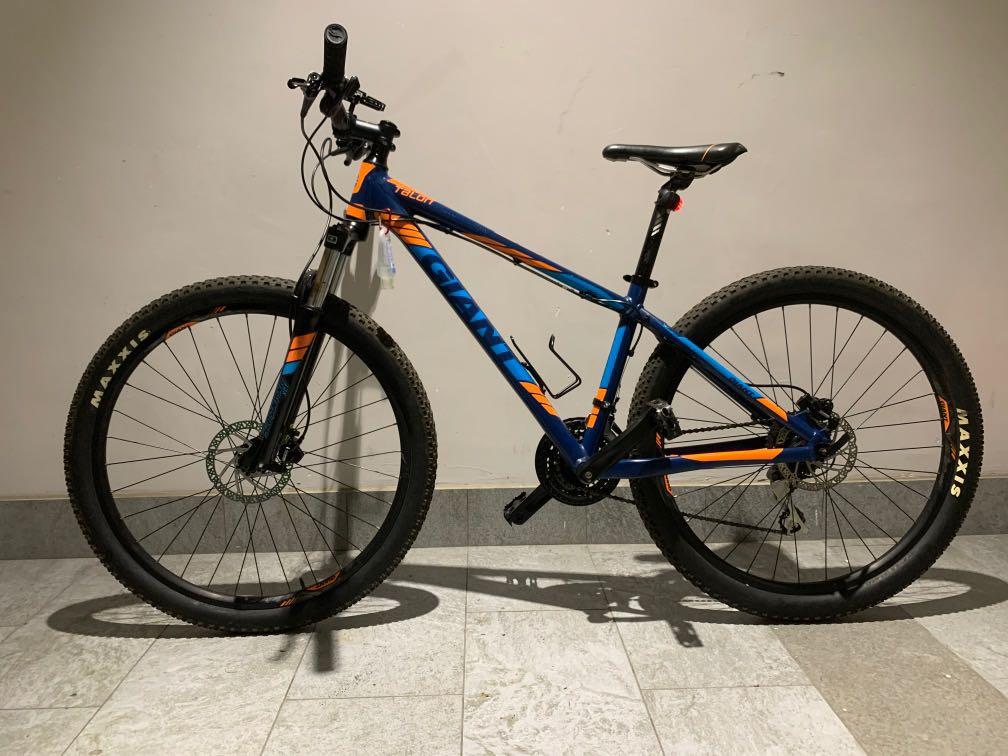 Giant Talon 4, Sports Equipment, Bicycles & Parts, Bicycles on Carousell