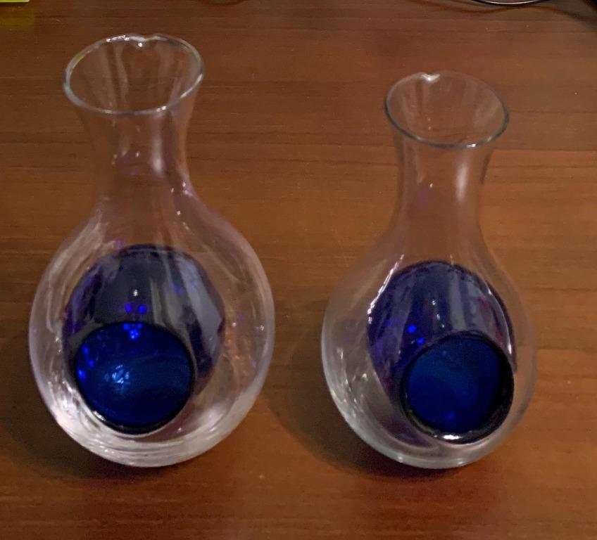 2 Types of Large Cold Sake Decanter or Sake Chiller Carafe Set with 6 ...