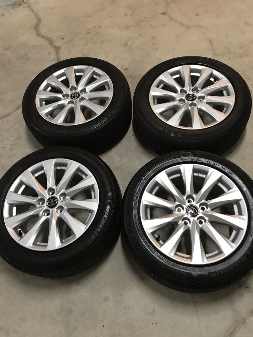 New Toyota Original Rims 17” With New Michelin 215/55/17, Car ...