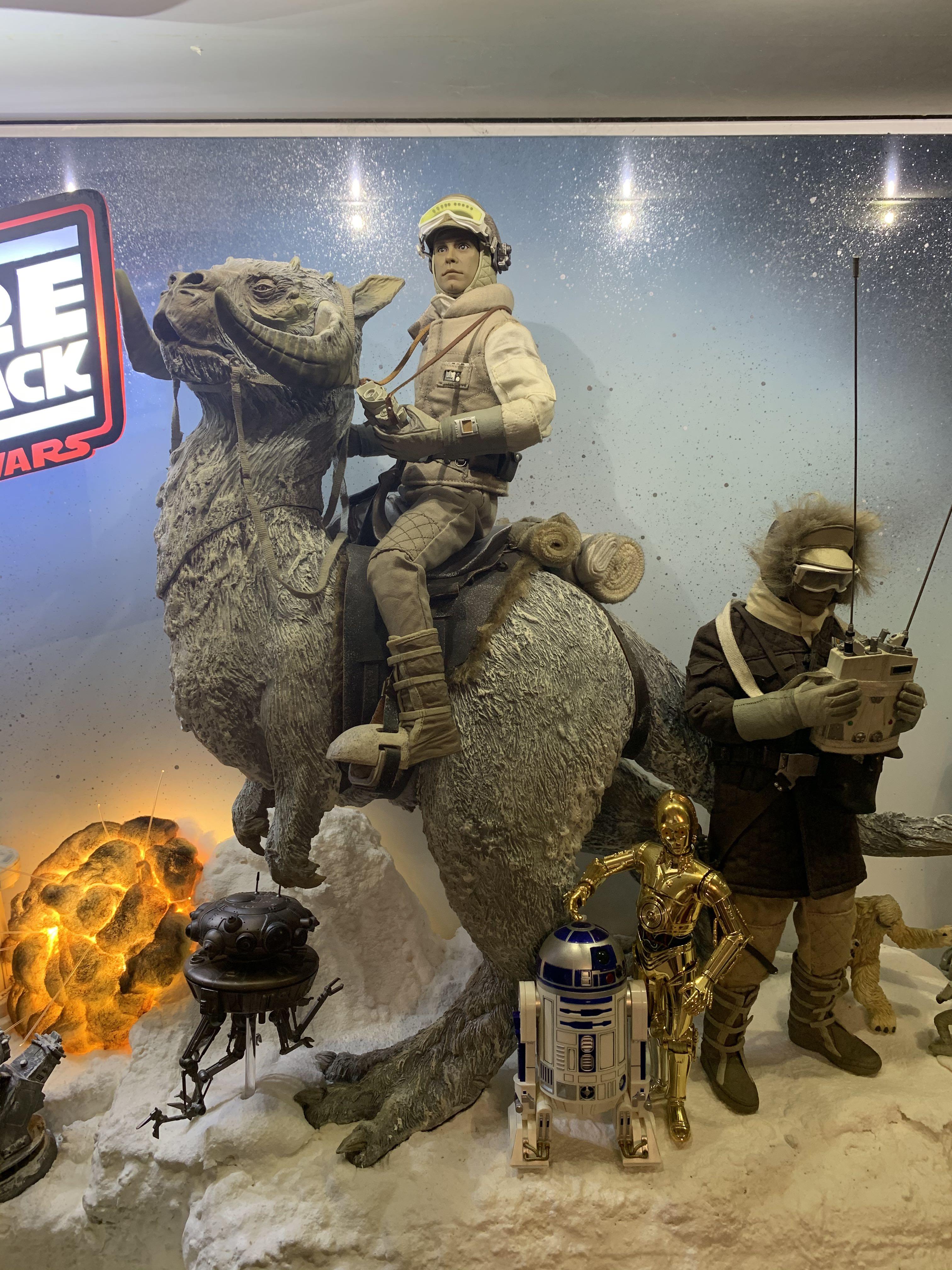SIDESHOW Hoth 1/6 scale Tauntaun Deluxe/ Captain Han Solo/ Luke ...