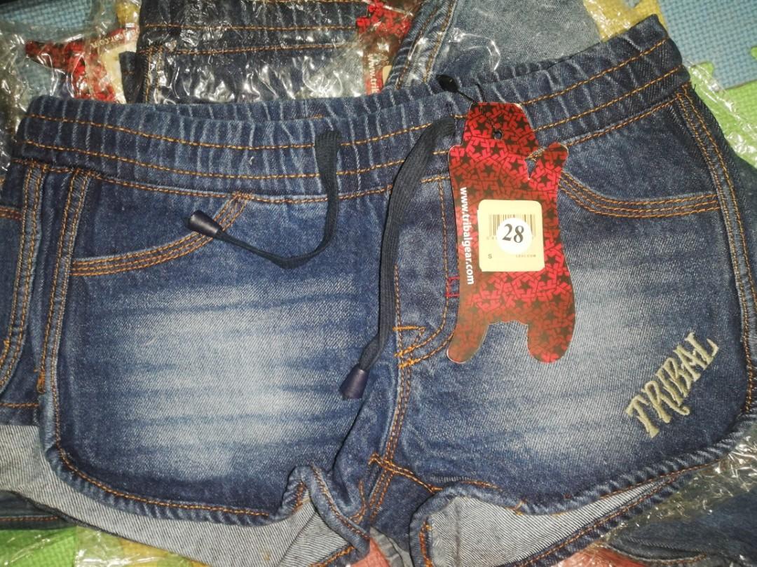 Twerky shorts, Women's Fashion, Bottoms, Shorts on Carousell