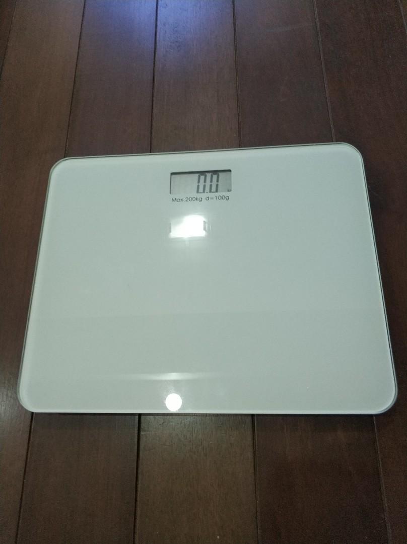 Weighing Scale- Miniso Digital Scale, Health & Nutrition, Health ...