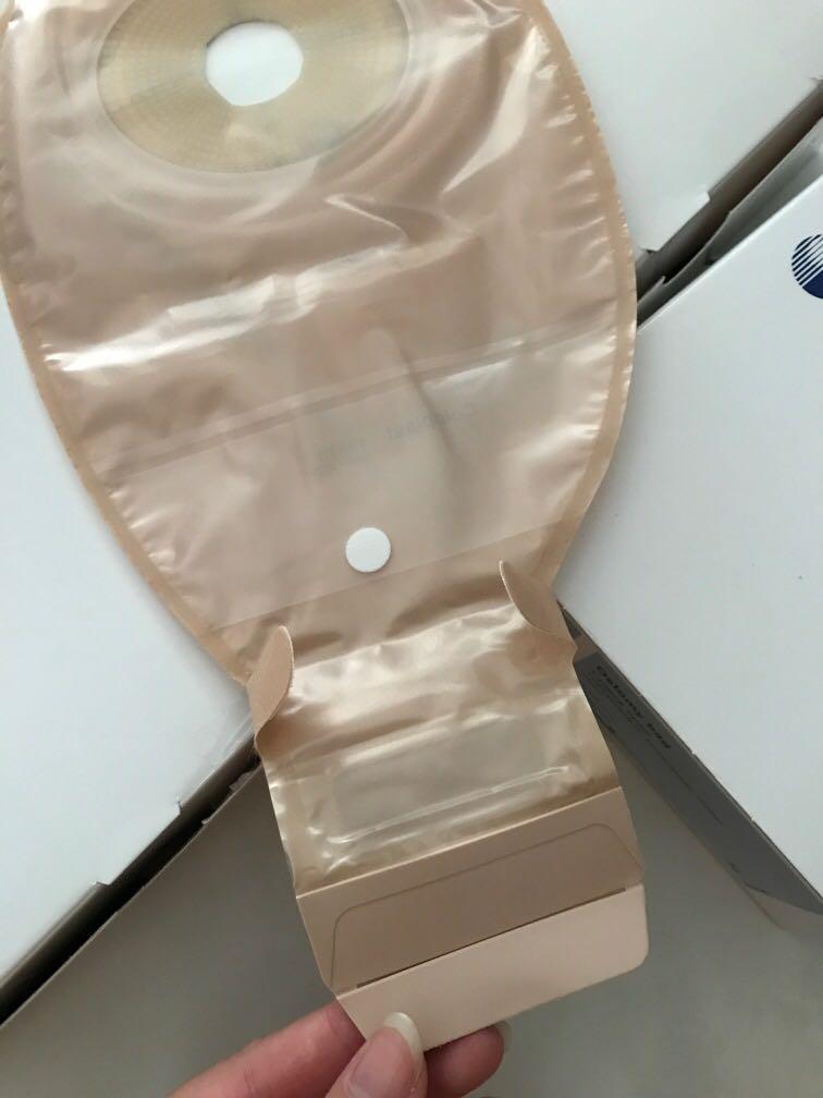 COLOPLAST SENSURA 15570 OSTOMY BAG, Health & Nutrition, Medical ...
