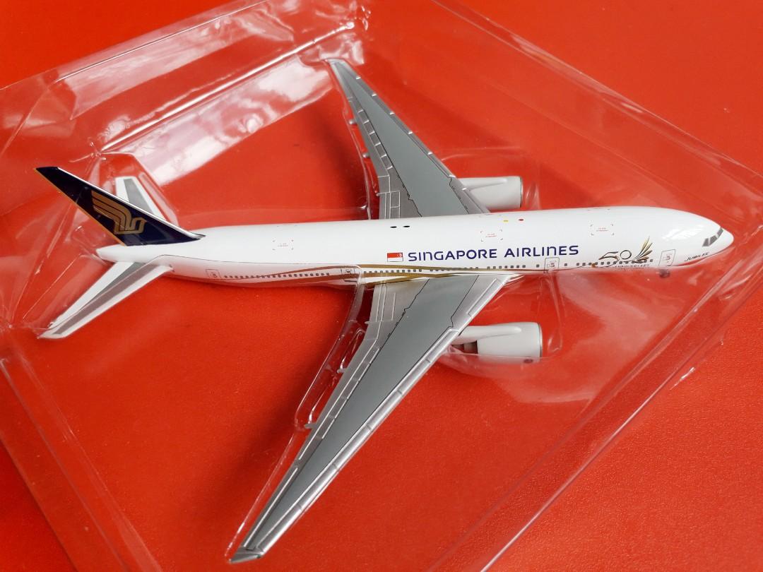 Herpa : Singapore Airlines Boeing 777 - 200 " Jubilee " (1947-1997) 1:400 model plane, 興趣及遊戲, 古董 ...