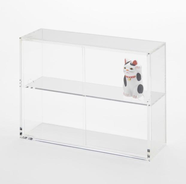 Muji acrylic display case with sliding doors 收納架, 傢俬＆家居, 傢俬, 書櫃、櫃子及架 ...